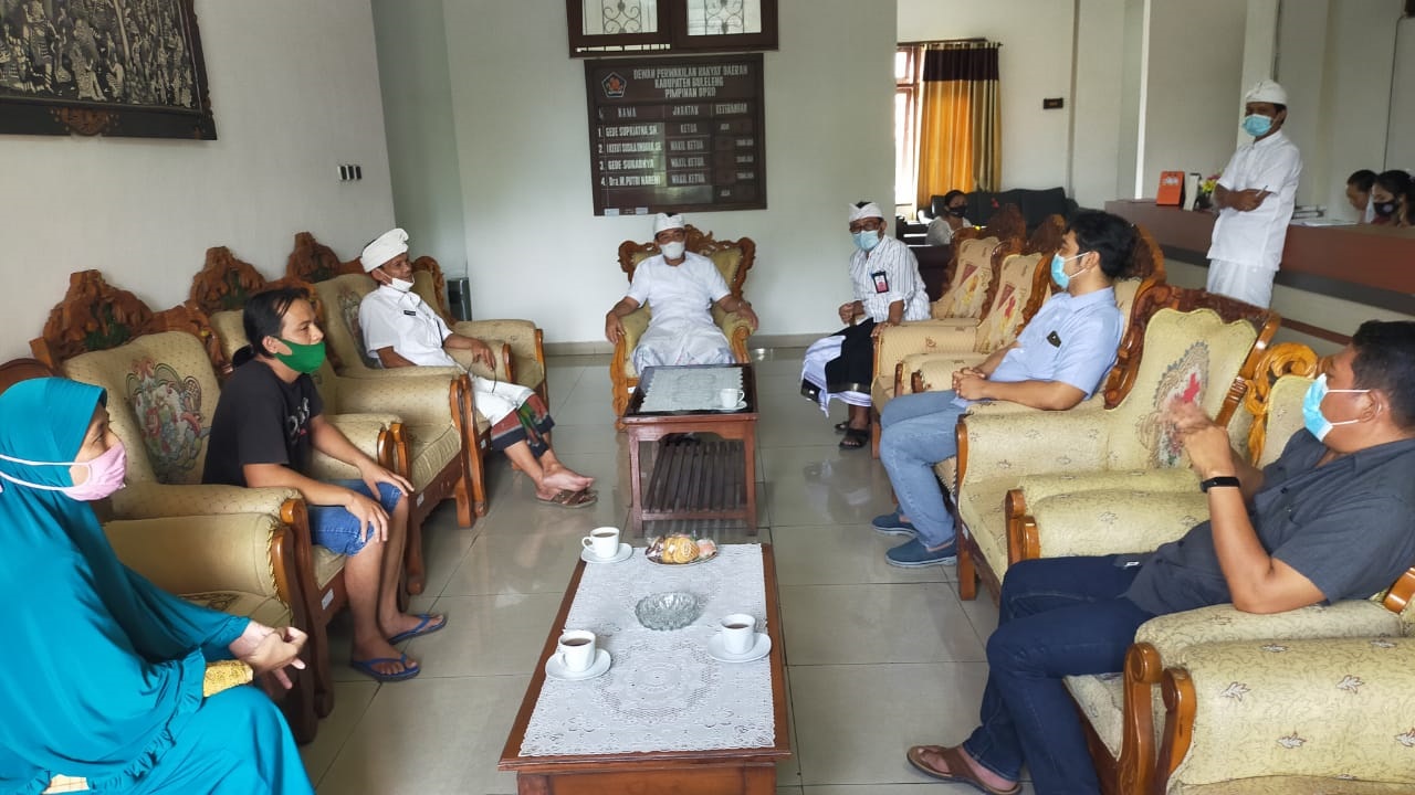 Pedagang Pasar Seririt Mengadu ke Dewan Buleleng, Keberatan Tarif ...