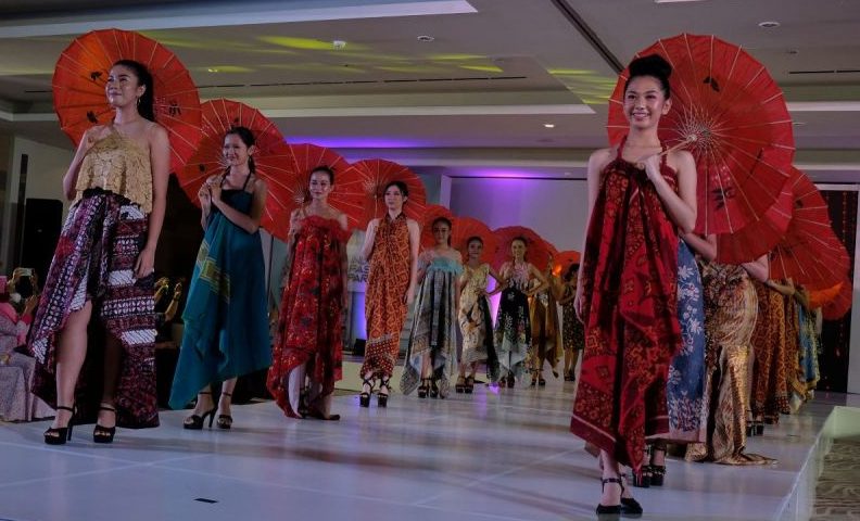 Libatkan Puluhan Model Remaja, Perancang Busana se-Indonesia Gelar ...