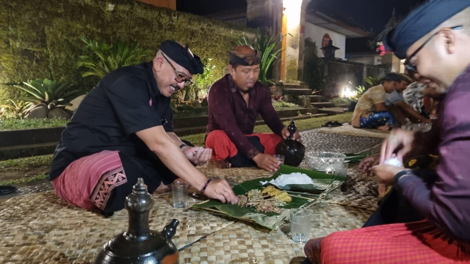 Tradisi “Megibung di Rurung” Tambah Daya Tarik Penglipuran - Pos Merdeka
