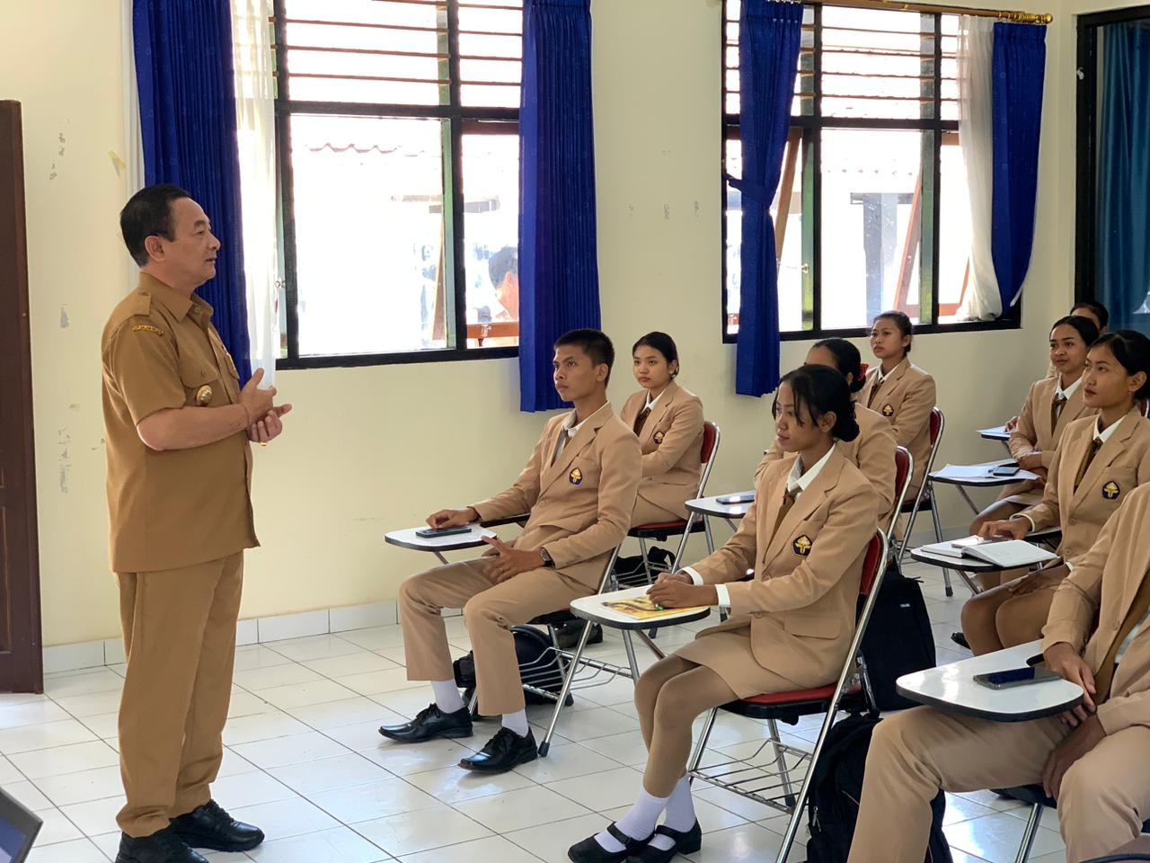Dana Tengok Kuliah Perdana Politeknik Negeri Bali di Karangasem - Pos ...