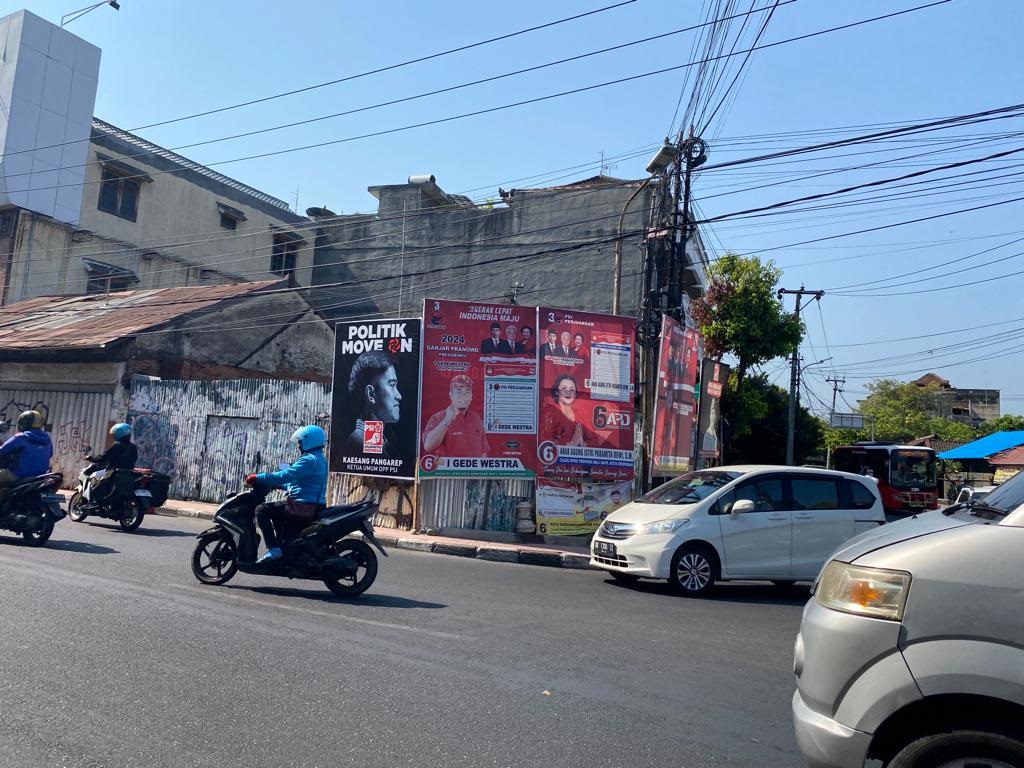 PDIP Pertanyakan “Ajaibnya” Ribuan Baliho PSI di Bali, Bro Adi: Tidak ...